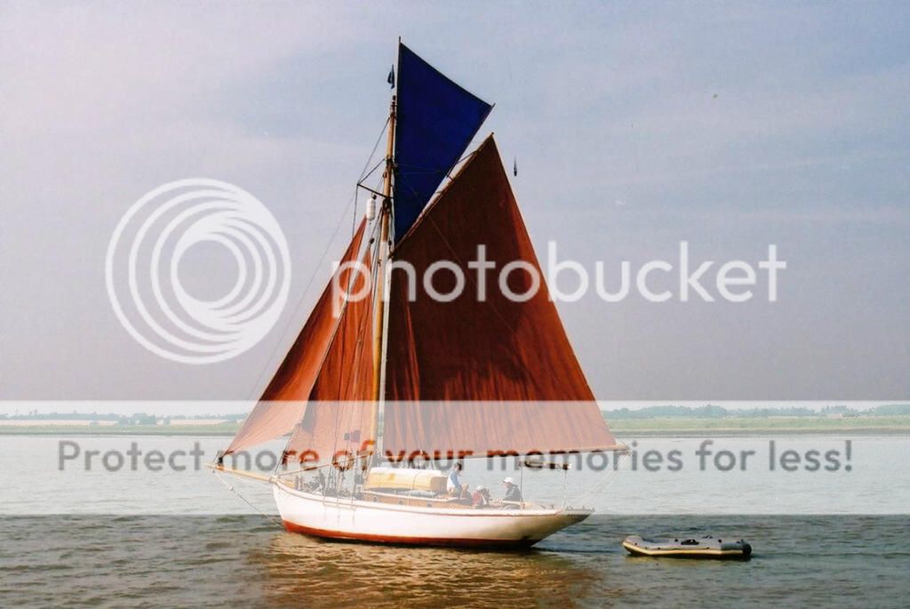 Mirelle' lines and sail plan. photos - The WoodenBoat Forum